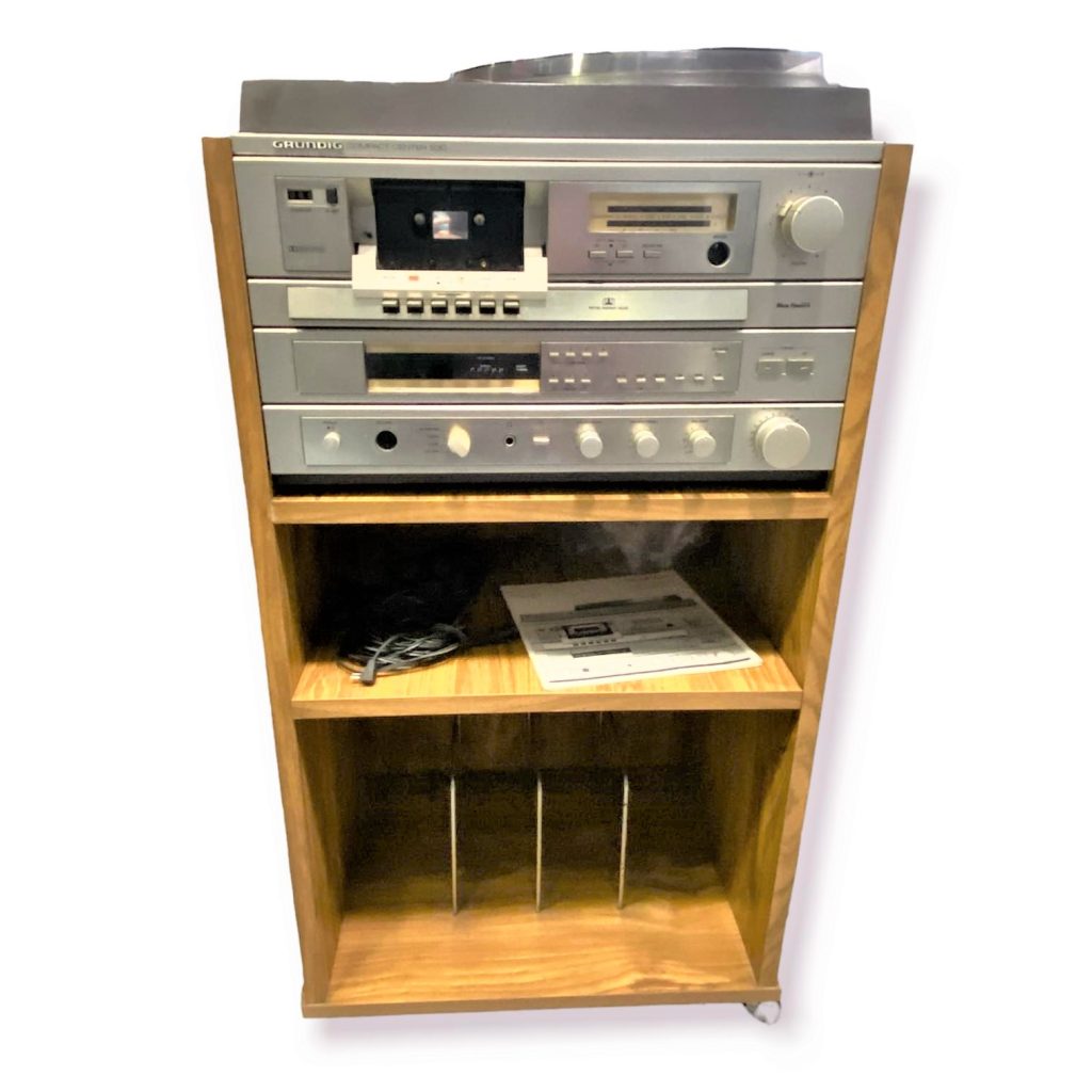 Aparelhagem Movel Grundig Compact Center 530 c/2 Colunas – Back2Life.pt